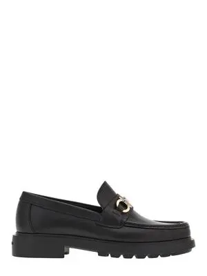 FERRAGAMO Moccasin With Gancini Ornament - Black