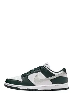 Nike Dunk Low Sneakers - Green