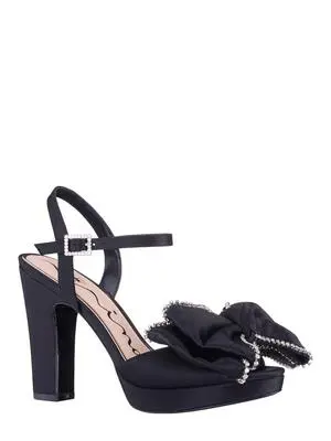 Nina Sarai Platform Sandal - Black