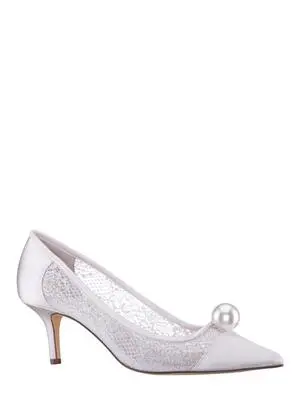 Nina Bence Pointed Toe Pumps - Ivory