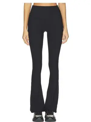 Spanx Spanxsmooth On Form Micro Flare Pant In Black - Very Black