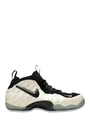 Nike Air Foamposite Pro Hi-top Sneakers - White