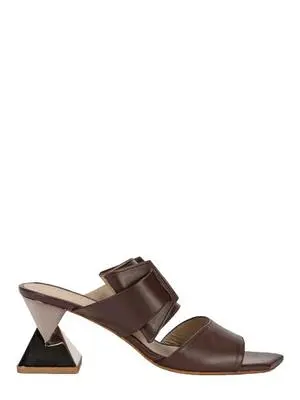 CHRIS DONOVAN Aki Sandal Brown