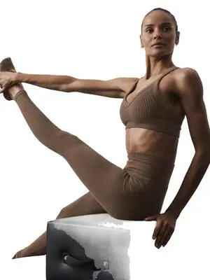 Alo Yoga Seamless Two Tone Rib Bra - Java Brown