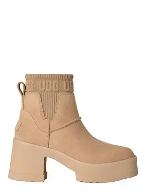 UGG Moxy Chelsea Boot - Sand