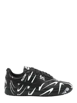 BLACK COMME DES GARÇONS X Nike Field General '82 Low-top Sneakers - Black