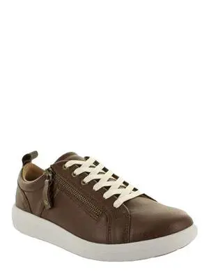 STRIVE Talia Leather Sneaker - Conker