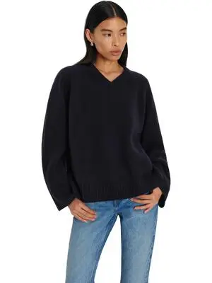 REFORMATION Beth Regenerative Wool V-Neck Navy