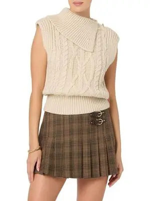 Astr The Label Kristin Cable Stitch Sleeveless Sweater - Cream