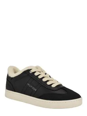 Tommy Hilfiger Faux Fur Lined Low Top Sneakers - Black01