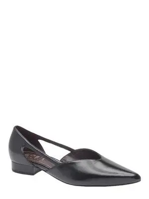 27 EDIT NATURALIZER Sydney Pointed Toe Flat - Black