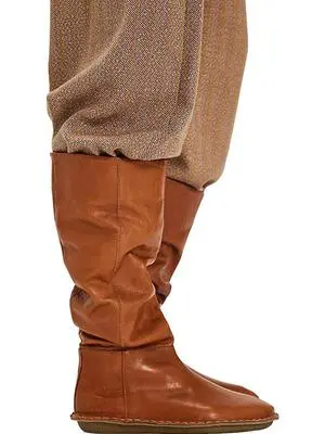 VIBAE Woodstock Slouch Boots - Cognac Brown