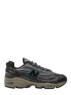NEW BALANCE 1000 Panelled Mesh Sneakers - Black