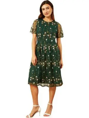 YUMI Embroidered Floral Skater Dress - Green