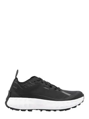 NORDA 001 Sneakers - Black