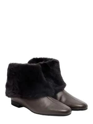 TOTEME Shearling-lined Leather Ankle Boots - Brown