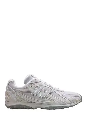 NEW BALANCE 204l Panelled Sneakers Grey