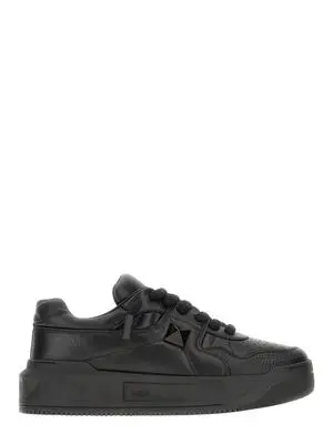 Valentino Garavani Vl7n Calfskin Sneakers - Black