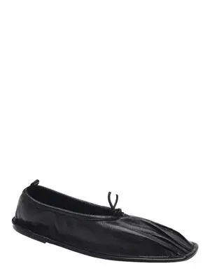 Hereu Puntera Pleated Leather Flats - Black