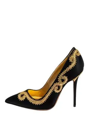 Manolo Blahnik 110mm Embroidered Pointed-toe Pumps - Black