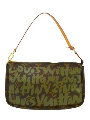 LOUIS VUITTON Pochette Accessoires Clutch Bag - Green