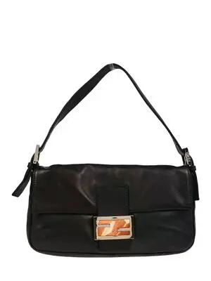 Fendi 1990-2000s Leather Flap Baguette Handbag - Black