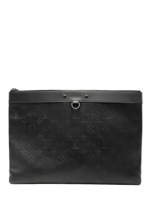LOUIS VUITTON 2019 Monogram Shadow Discovery Pochette Clutch - Black