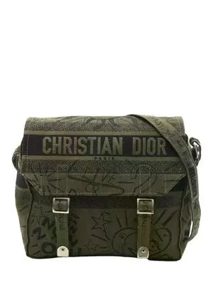 Dior Pre-owned 2000s Camp Shoulder Bag - Green