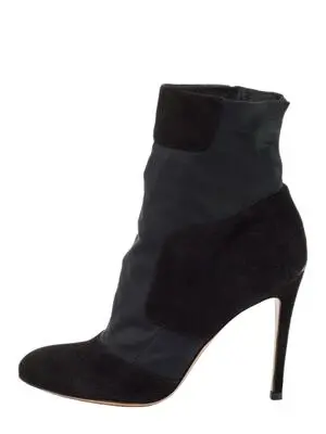 GIANVITO ROSSI Suede Ankle Boots - Black