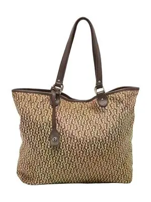 AIGNER Leather Shoulder Bag - Neutrals
