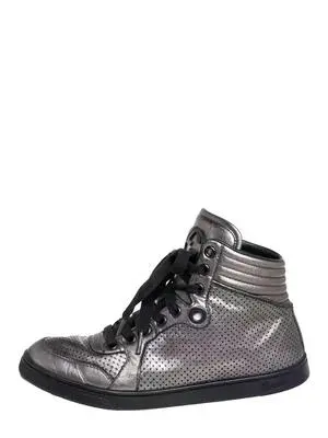Gucci Perforated Leather Sneakers - Metallic