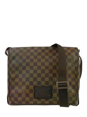 LOUIS VUITTON Brooklyn Mm Shoulder Bag - Brown