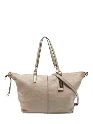 COACH VINTAGE Embossed Leather Tote - Neutrals