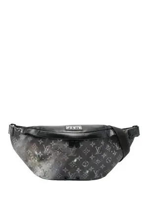 LOUIS VUITTON Discovery Pm Belt Bag - Brown