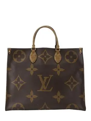LOUIS VUITTON Giant Monogram Reversed On The Go - Brown