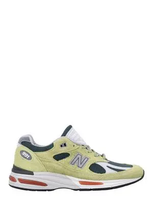 NEW BALANCE 991v2 Sneakers Green