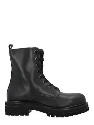 NOA A. Ankle Boots In Calfskin - Black