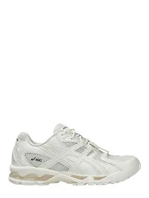 Asics Kimhēkim X Gel Nimbus .1 Sneakers - White