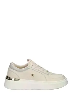 Tommy Hilfiger Logo-plaque Lace-up Sneakers - Neutrals