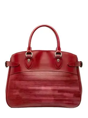 LOUIS VUITTON 2009 Epi Passy Pm Handbag - Red