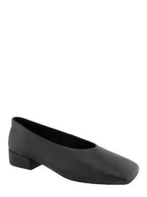 Aerosoles Nannie Square Toe Pump - Black Leather