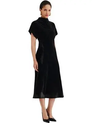 MALINA Alivia Short Sleeve Velvet Midi Dress - Black