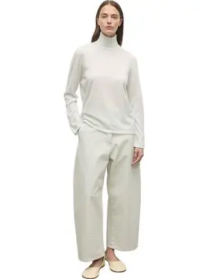 JOHNSTONS OF ELGIN Superfine Cashmere Roll Neck Jumper