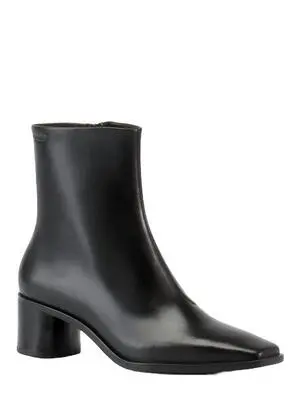 VAGABOND SHOEMAKERS Fay Leather Ankle Bootie - Black