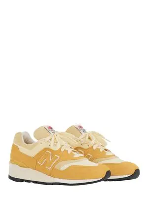 NEW BALANCE Made In Usa 997 - Dried Apricot With Calcium And White