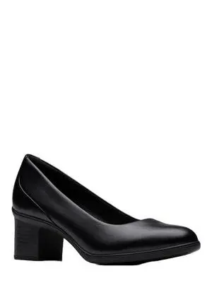 Clarks Shaya Poppy Pump - Black Leather