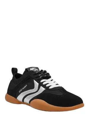 Steve Madden Reboot Sneaker - Black