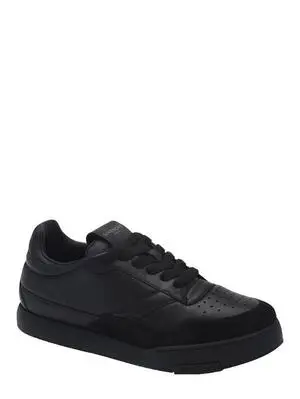 Givenchy Yard Court Sneaker - Black