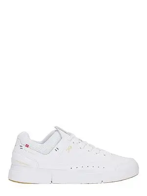 On The Roger Centre Court Sneakers - White & Gum
