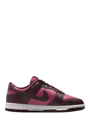Nike Dunk Low Lace-up Sneakers - Pink